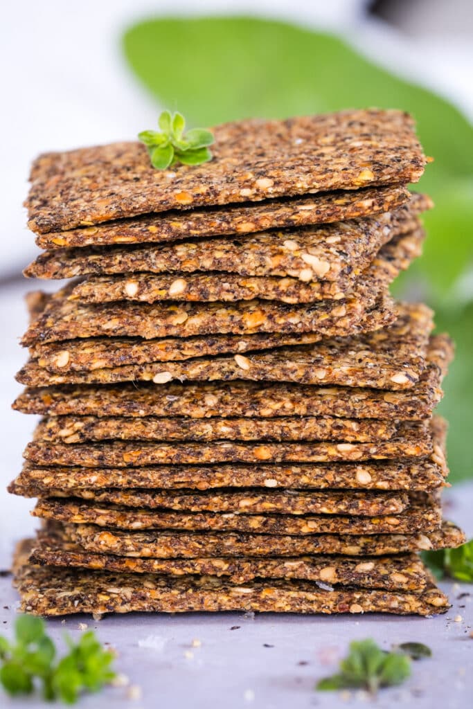 Keto Crackers with Tiger Nut Flour and Hemp (Vegan, GF) - Creative in ...