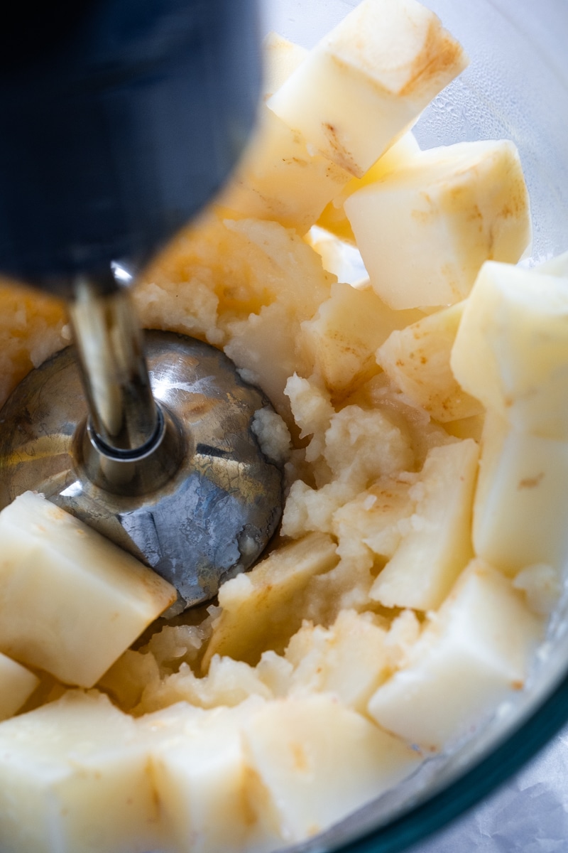 Creamy Celeriac Puree (Dairy-Free, Vegan) - Creative in My Kitchen