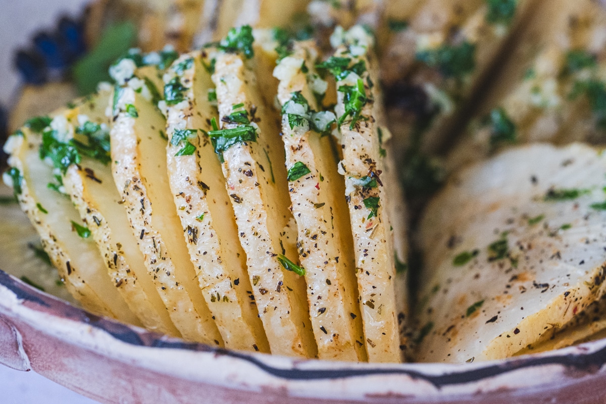 Roasted Celeriac (Hasselback) with Garlic-Butter Sauce - Creative in My Kitchen
